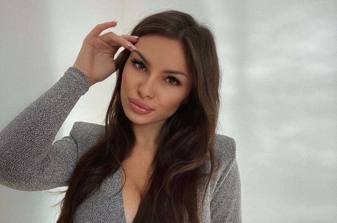 Greek Brides: Is There Sense To Hunt For Single Greek Women?